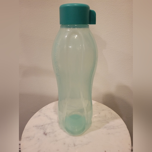 Tupperware | Dining | Tupperware Eco Tupperware Water Bottle Liter ...